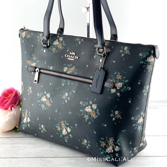 Coach | Bags | Nwt Coach Rose Bouquet Print Zipper Gallery Tote Bag ...